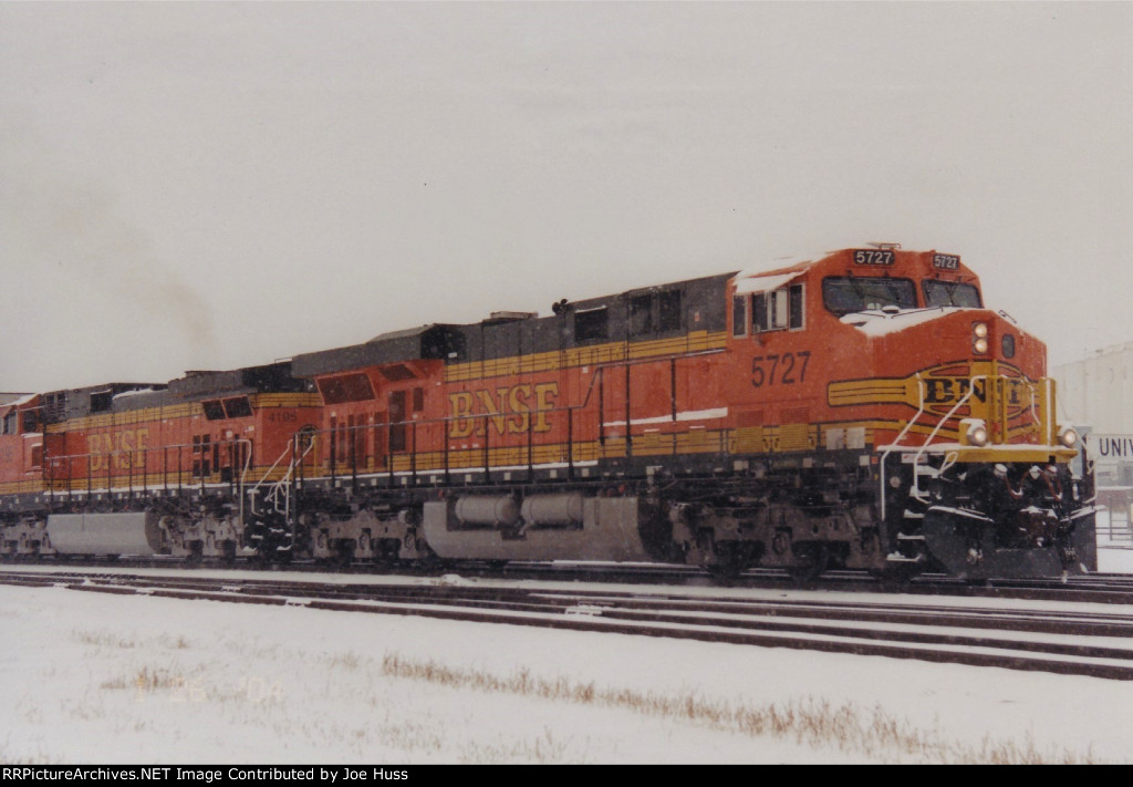 BNSF 5727 East
